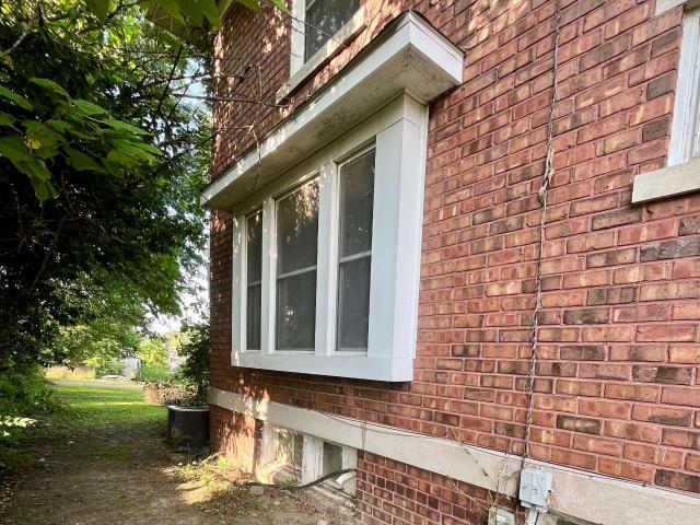 617 w carpenter st