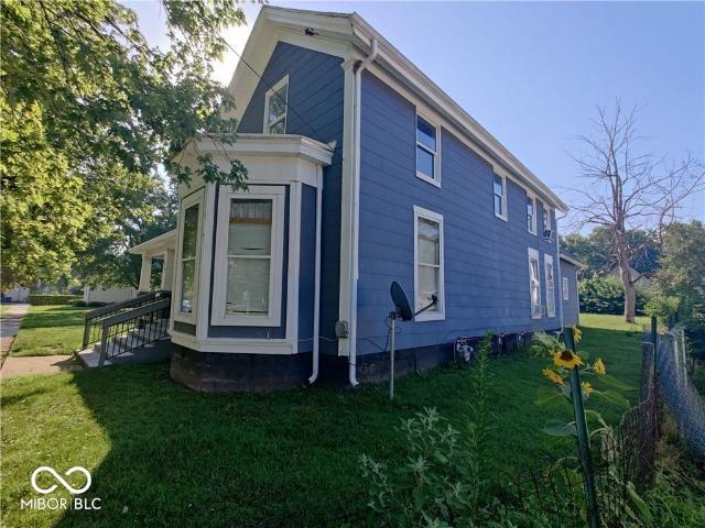 617 W Franklin St, Unit 2, Shelbyville, IN 46176 | MLS #22088 | Compass