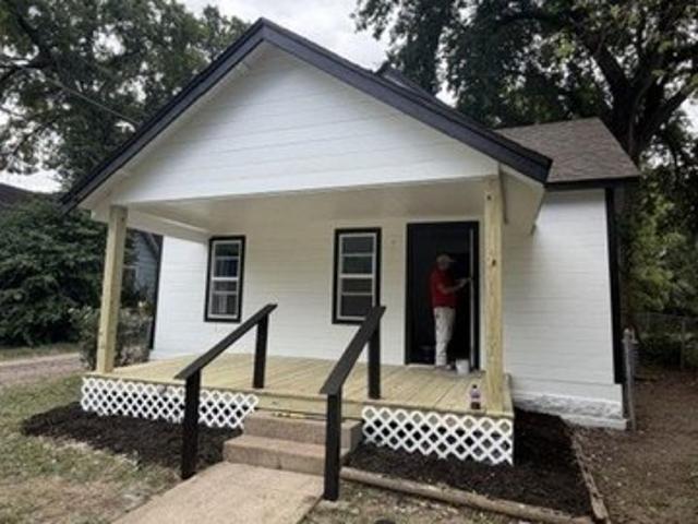 617 W Olive St, El Dorado, KS 67042