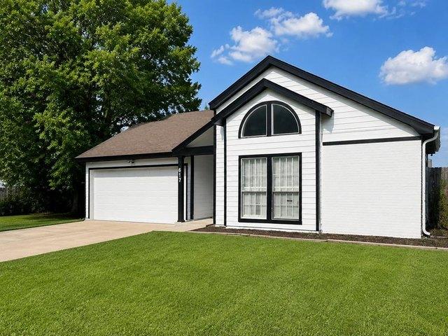 617 Westgate Cv, West Memphis, AR 72301
