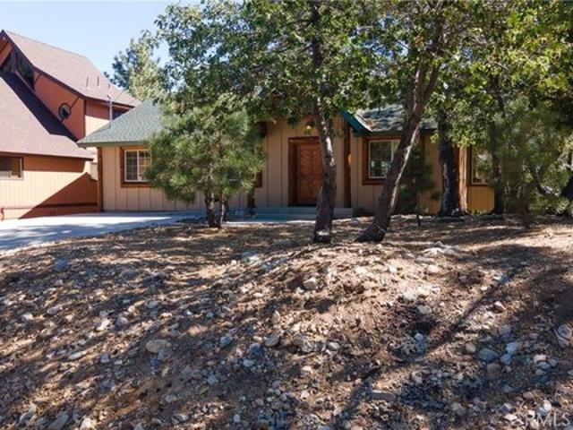 617 Villa Grv, Big Bear City, CA 92314