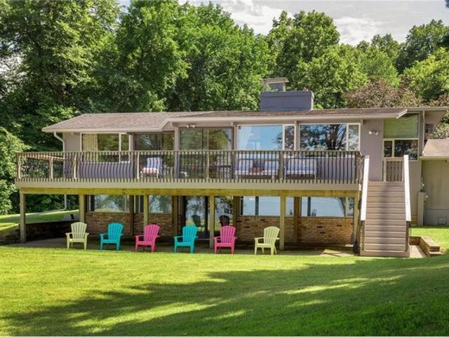 61846 rd St, Litchfield, MN 55355