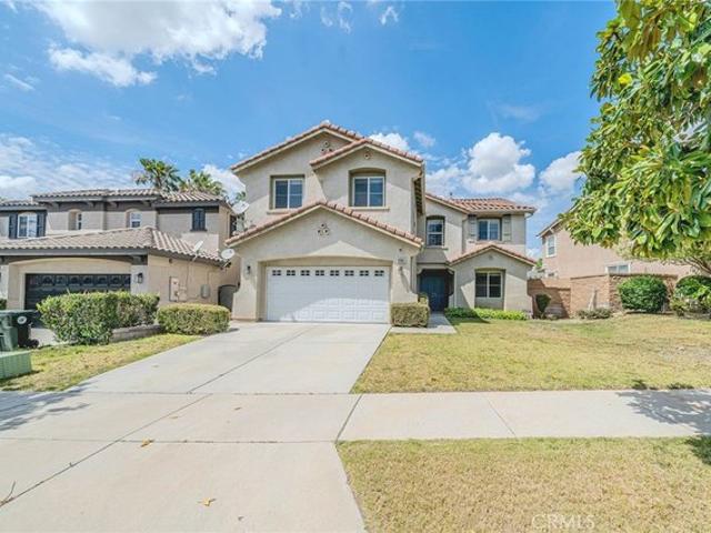 6184 Medinah St, Fontana, CA 92336
