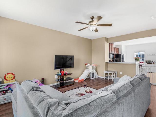 6184 Willow # 29