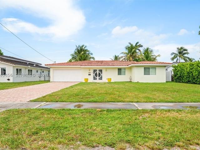6185 W 10th Ave, Hialeah, FL 33012