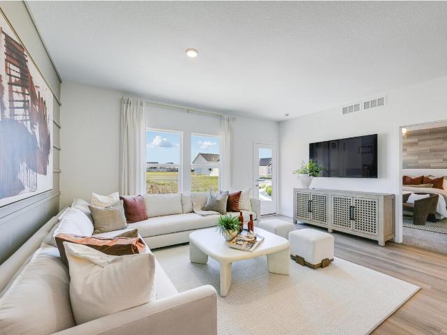6186 Drum Pl, Loveland, CO 80538 | MLS #1057 | Compass