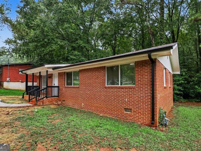 6186 Green Acres Drive SW