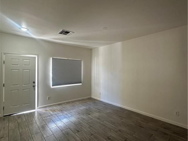6186 Pacific Dogwood Avenue