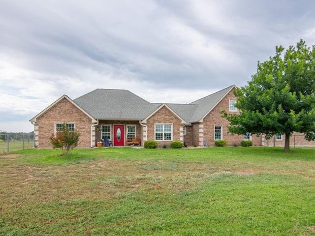 6187 FM 586, Bangs, TX 76823
