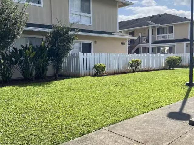 61880706 95 1111 Koolani Dr #210