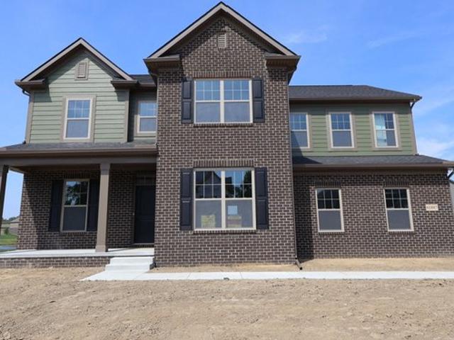 61887 Hevel Ln, Washington Township, MI 48094