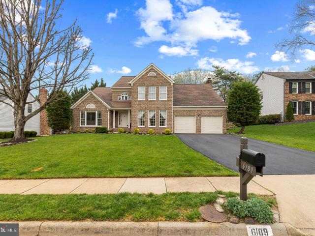 6189 Hidden Canyon Rd, Centreville, VA 20120 | MLS #VAFX2301 | Compass