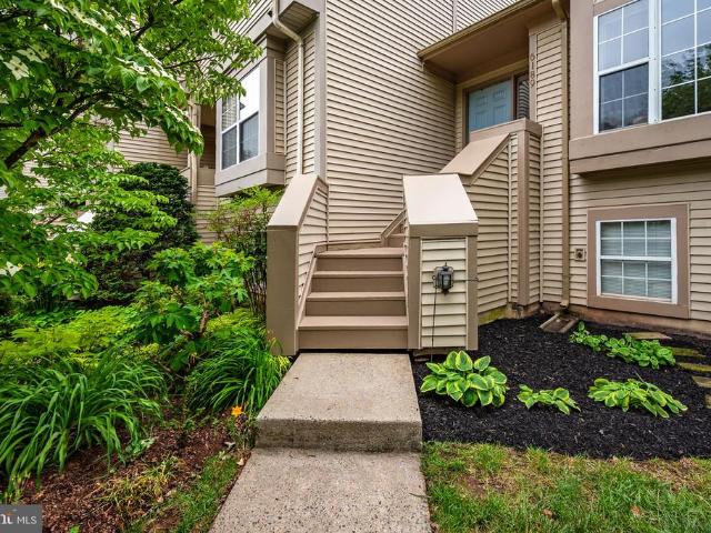 6189 Stonepath Circle