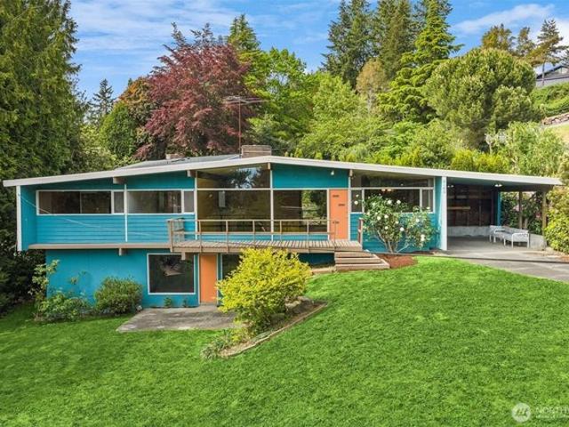 6180 NE 185th St, Kenmore, WA 98028
