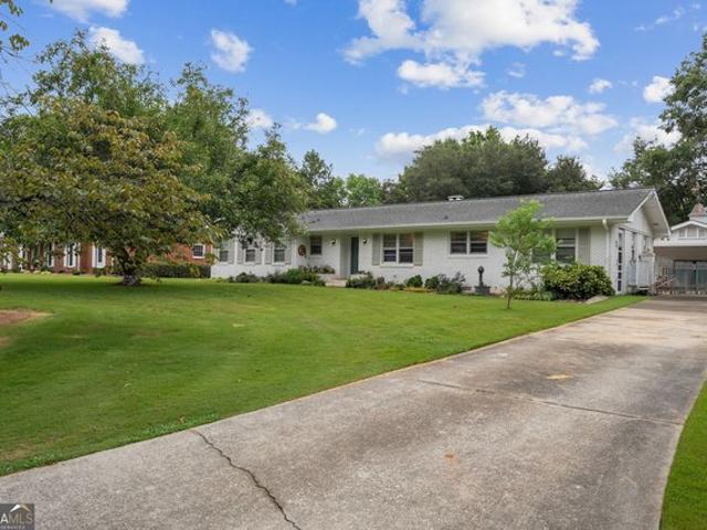 6180 Linwood Dr SE, Covington, GA 30014