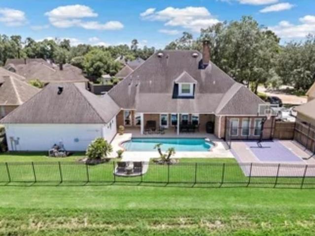 6180 Sheridan Oaks Dr, Beaumont, TX 77706