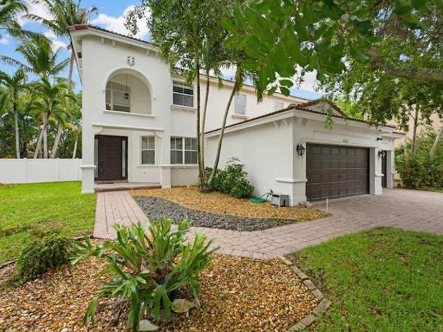 6182C Durham Dr, Lake Worth, FL 33467