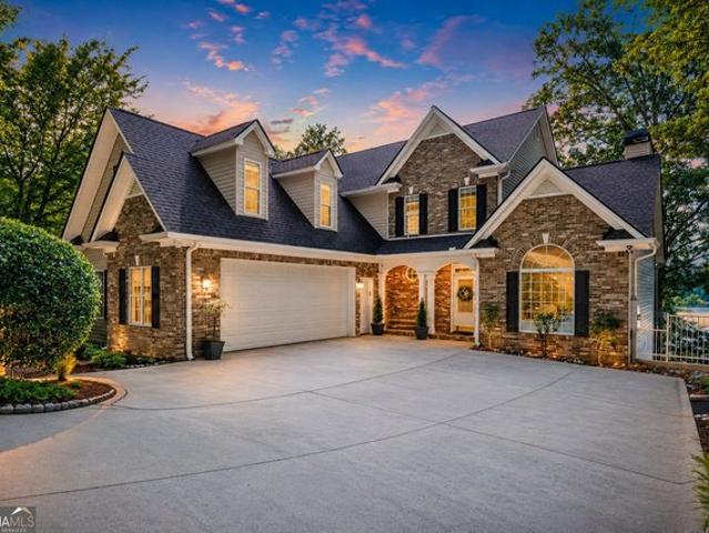 6183 Cardinal Dr, Gainesville, GA 30506