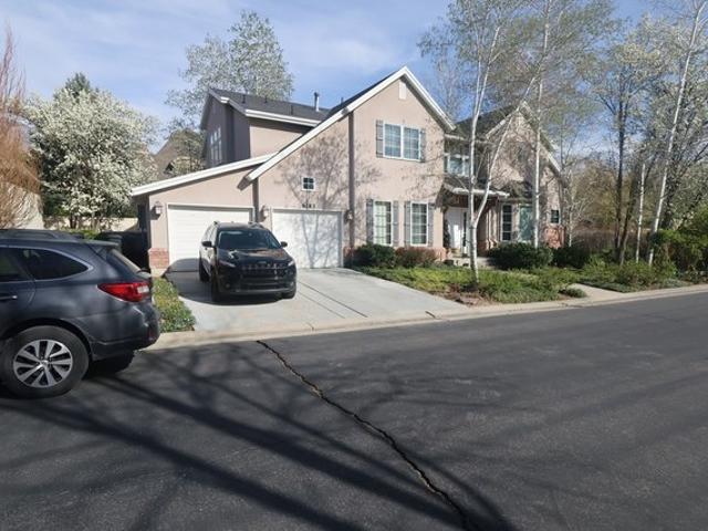 6183 S Haven Moor Cir, Murray, UT 84121