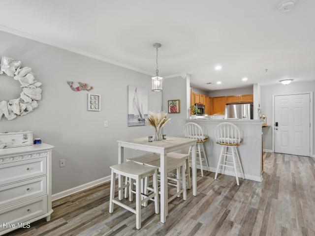 618 Condo Club Dr, Unit 210, Wilmington, NC 28412 | MLS #100552