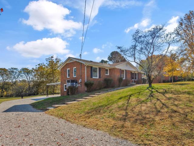 618 Crestland Dr, Columbia, TN 38401 | MLS #3138 | Compass