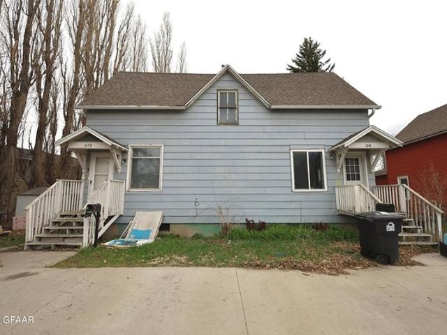 618 and 620 8th Ave N, Grand Forks, ND 58203