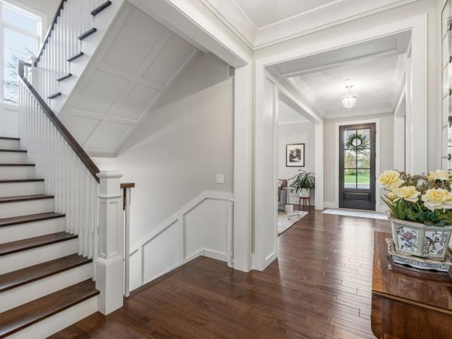 618 Buckingham Place