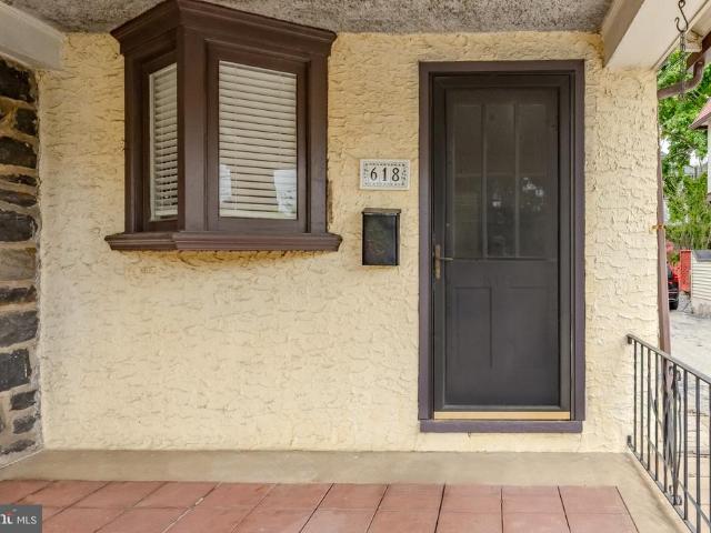 618 Georges Lane