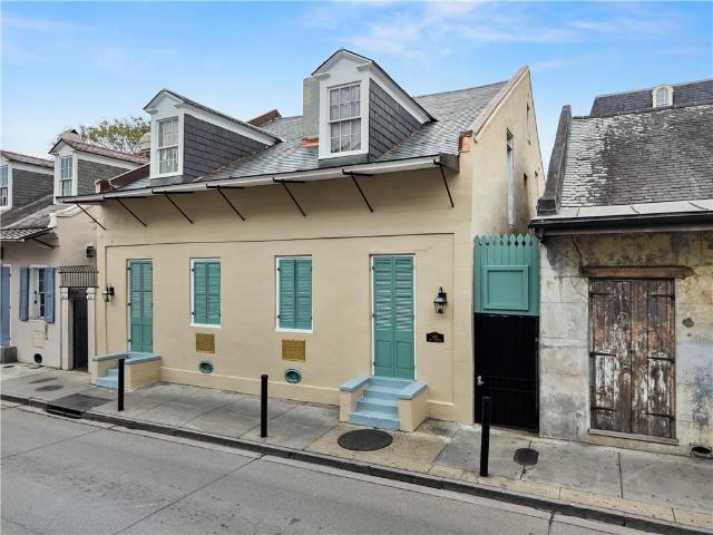 618 Dauphine Street # 1B