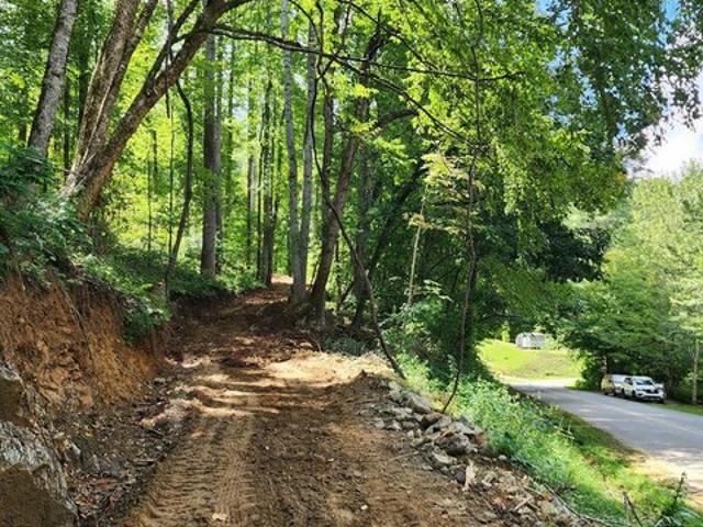 618 Dark Ridge Rd, Sylva, NC 28779