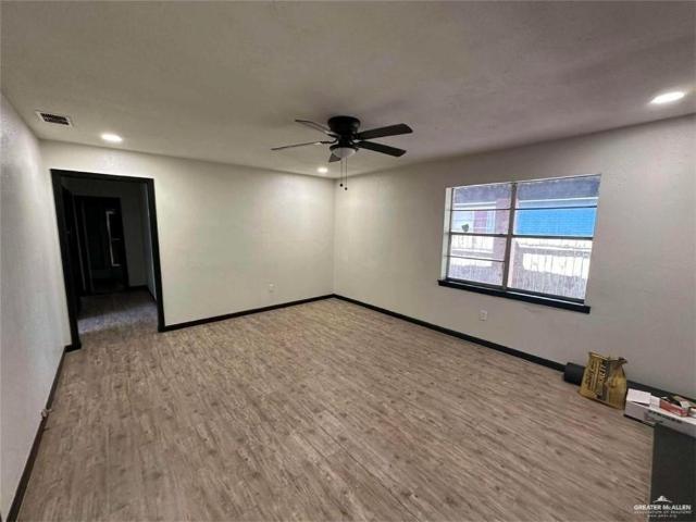 618 E 4th Street