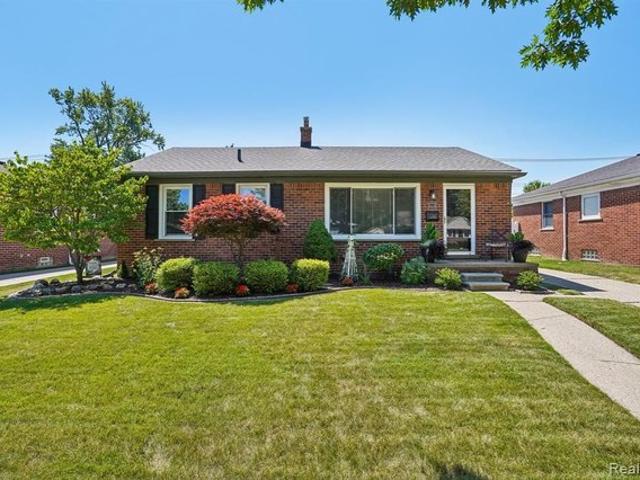 618 E Bloomfield Ave, Royal Oak, MI 48073