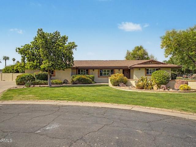 618 E Harwell Rd, Gilbert, AZ 85234