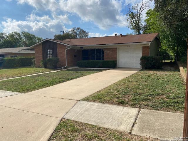 618 E Rector St, San Antonio, TX 78216 | MLS #1910 | Compass