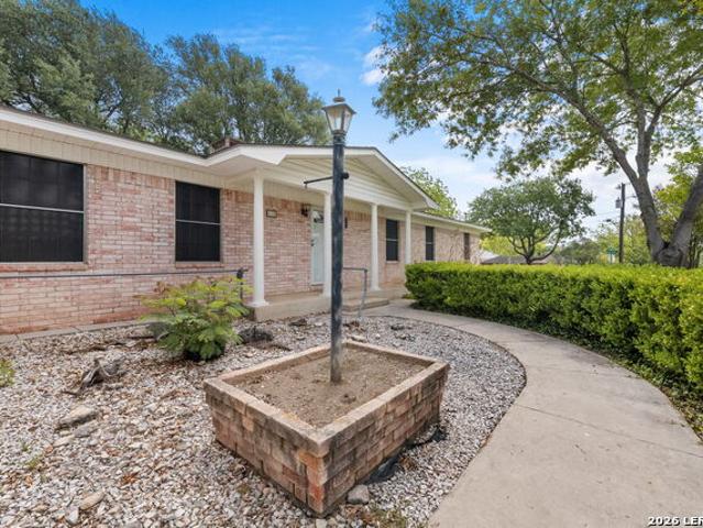 618 Fair Ln