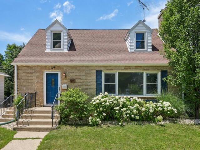 618 Fair St, West Bend, WI 53090