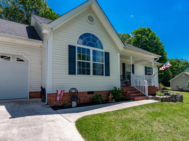 618 Howard Leonard Road