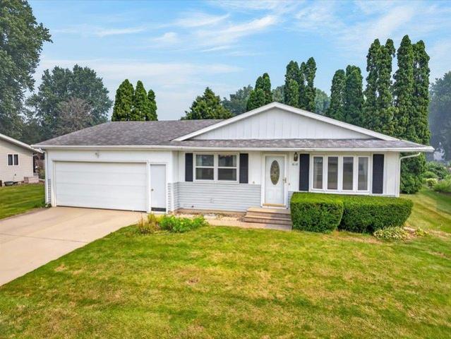618 Jefferson St, DeForest, WI 53532