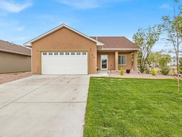 618 Orange St, Pueblo, CO 81005