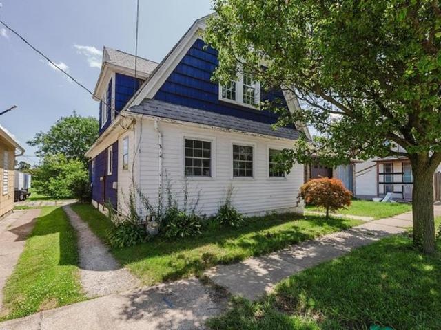 618 Lockwood Ave, Sandusky, OH 44870