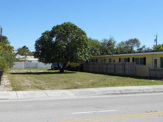 618 N Federal Hwy, Lake Worth, FL 33460