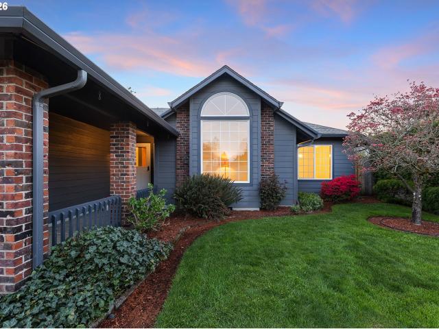 618 NE 156TH AVE
