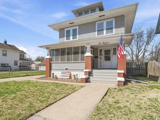 618 S 9th St, Salina, KS 67401