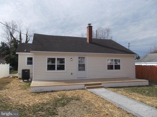 618 South St, Easton, MD 21601