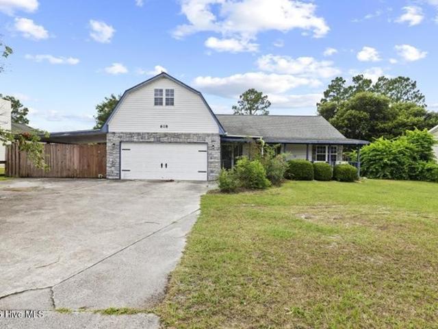 618 Sand Ridge Rd, Hubert, NC 28539