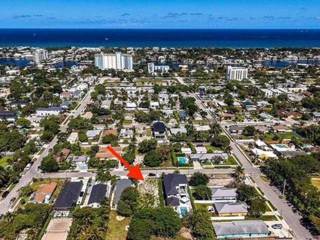 618 SE 2nd Ave, Delray Beach, FL 33483