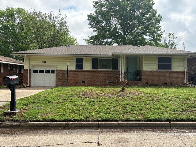 618 SE Wilshire Ave, Bartlesville, OK 74006