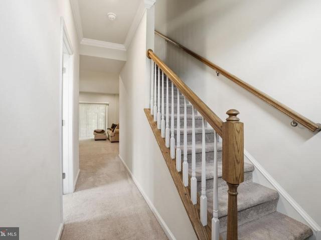 618 Streamview Drive