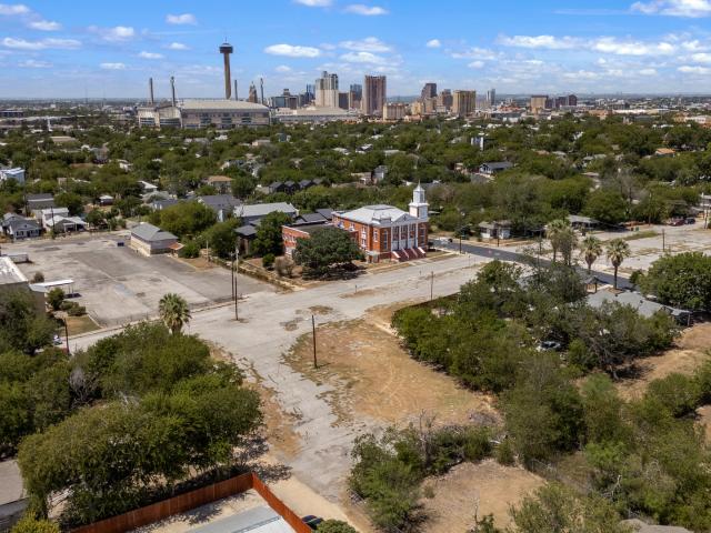 618 Piedmont Ave, San Antonio, TX 78203 | MLS #1897