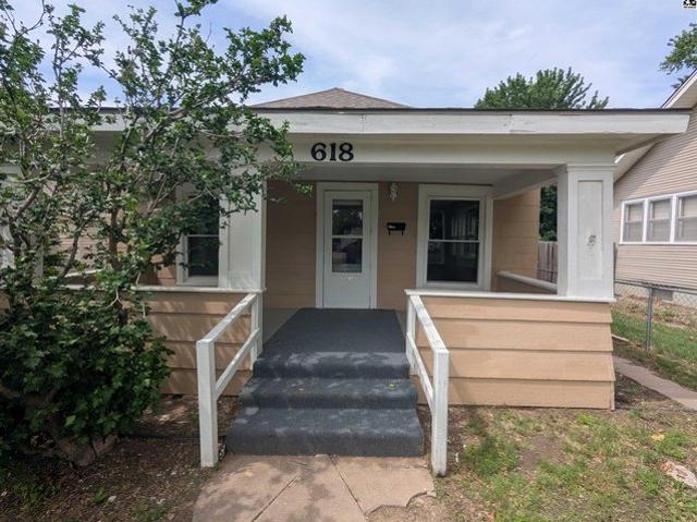 618 W 17th Ave, Hutchinson, KS 67501